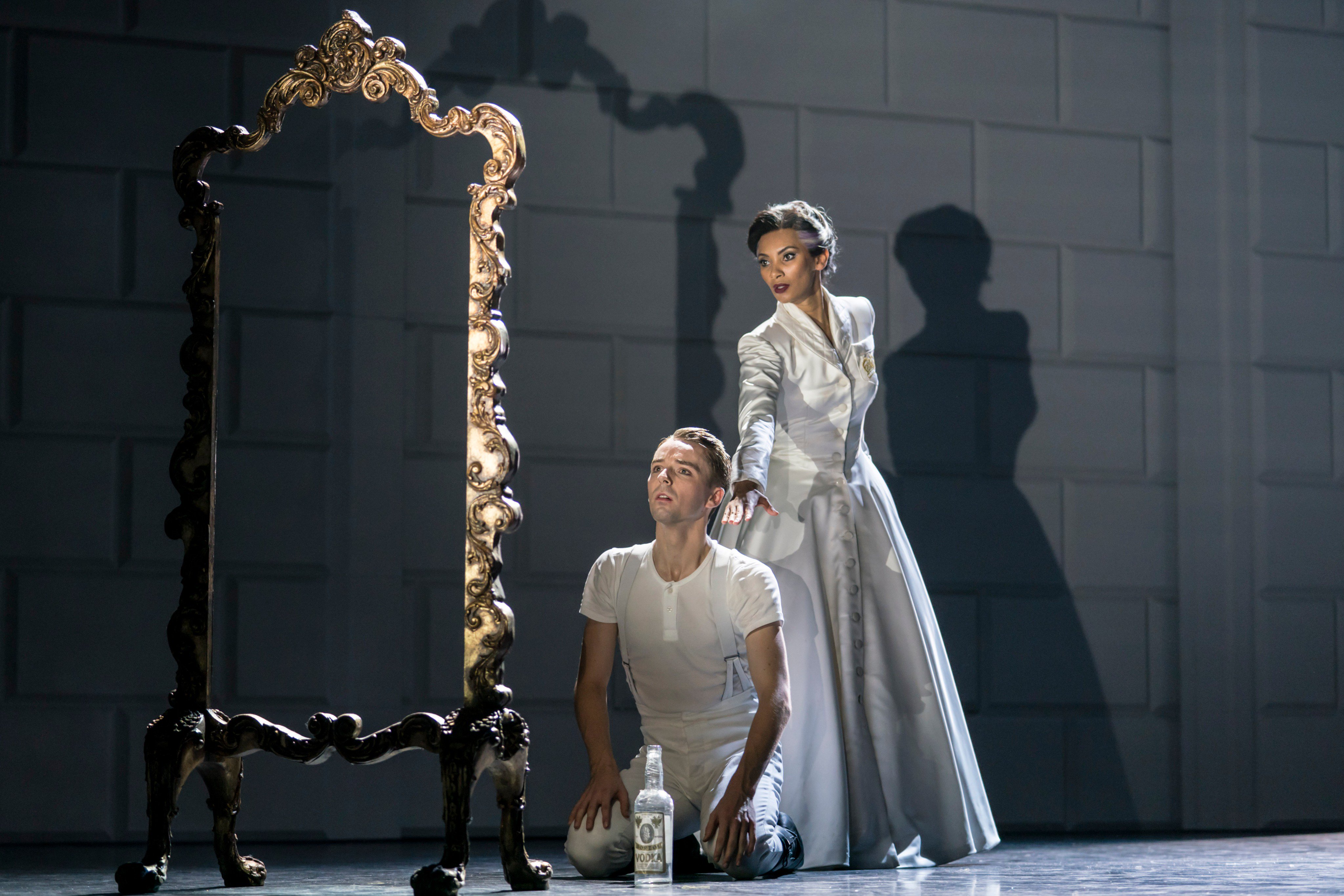 Review: Swan Lake ballet. Curve Leicester (touring) – East Midlands ...