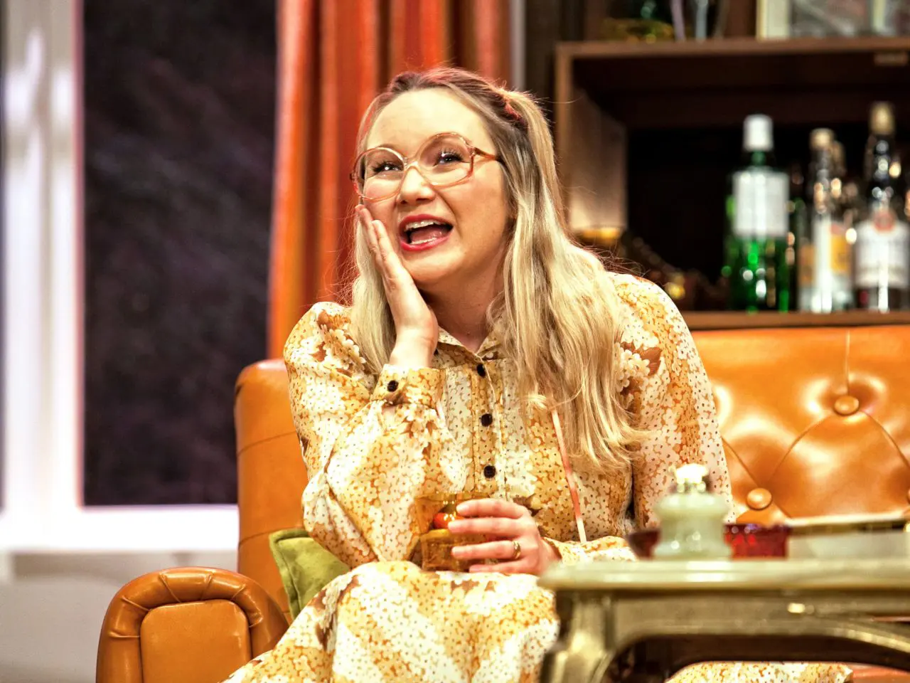 Abigails-Party-007-Alice-De-Warrenne-as-Angela-©-Sheila-Burnett-min ...